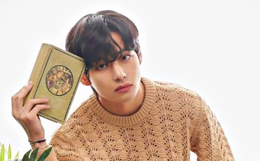 5 K-Pop Idols In Cool & Casual Streetwear